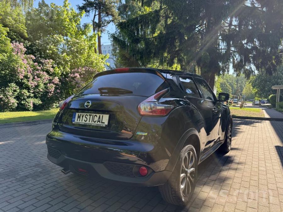 Black Nissan Juke 2015 in Riga, with an engine capacity of 1.50 L and mileage of 150 thousand km for 6000 €, photo 5 on AUTOMOTO.COM.LV