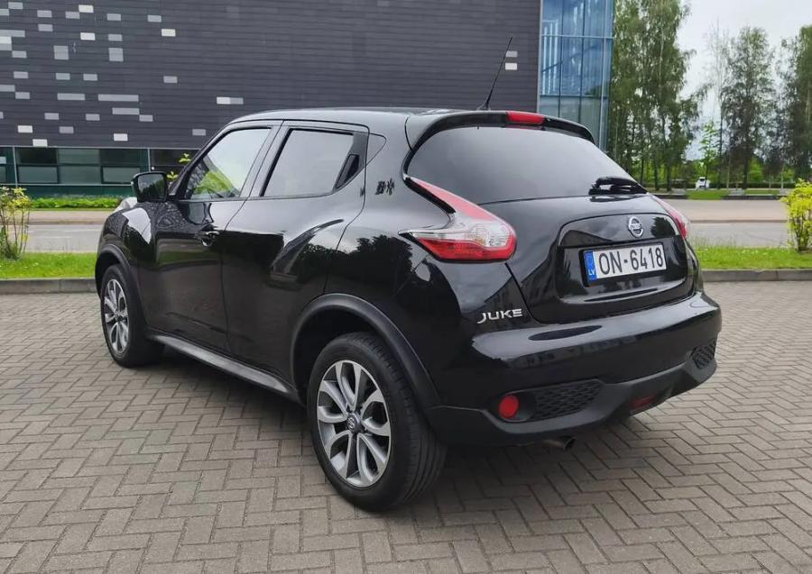 Melns Nissan Juke 2015 Jelgava, ar dzinēja tilpumu 1.20 L un nobraukumu 91 tūkst. km par 7590 €, foto 4 vietnē AUTOMOTO.COM.LV