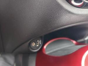 Melns Nissan Juke 2015 Jelgava, ar dzinēja tilpumu 1.20 L un nobraukumu 91 tūkst. km par 7590 €, foto 21 vietnē AUTOMOTO.COM.LV