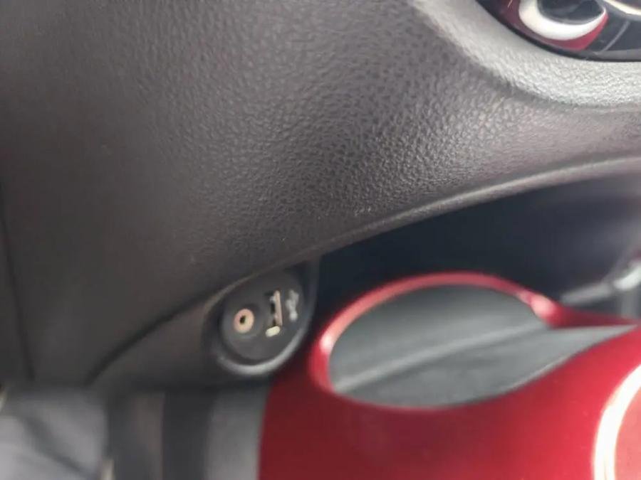 Melns Nissan Juke 2015 Jelgava, ar dzinēja tilpumu 1.20 L un nobraukumu 91 tūkst. km par 7590 €, foto 21 vietnē AUTOMOTO.COM.LV