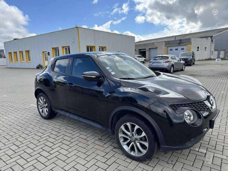 Melns Nissan Juke 2015 Tauragė, ar dzinēja tilpumu 1.20 L un nobraukumu 115 tūkst. km par 5600 €, foto 4 vietnē AUTOMOTO.COM.LV