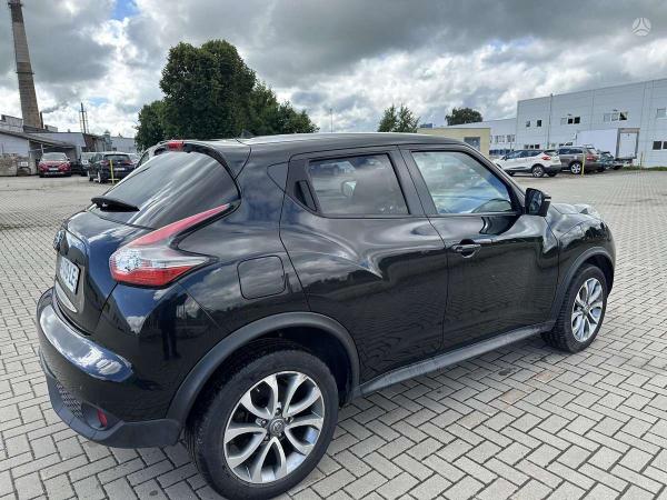 Melns Nissan Juke 2015 Tauragė, ar dzinēja tilpumu 1.20 L un nobraukumu 115 tūkst. km par 5600 €, foto 4 vietnē AUTOMOTO.COM.LV