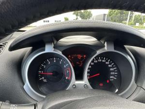 Melns Nissan Juke 2015 Tauragė, ar dzinēja tilpumu 1.20 L un nobraukumu 115 tūkst. km par 5600 €, foto 15 vietnē AUTOMOTO.COM.LV