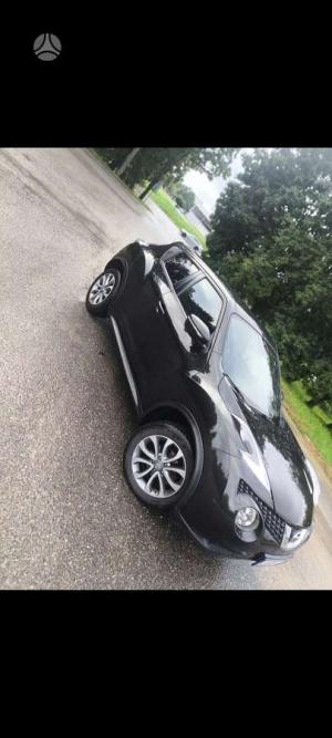 Black Nissan Juke 2015 in Mazeikiai, with an engine capacity of 1.20 L and mileage of 125 thousand km for 6000 €, photo  on AUTOMOTO.COM.LV