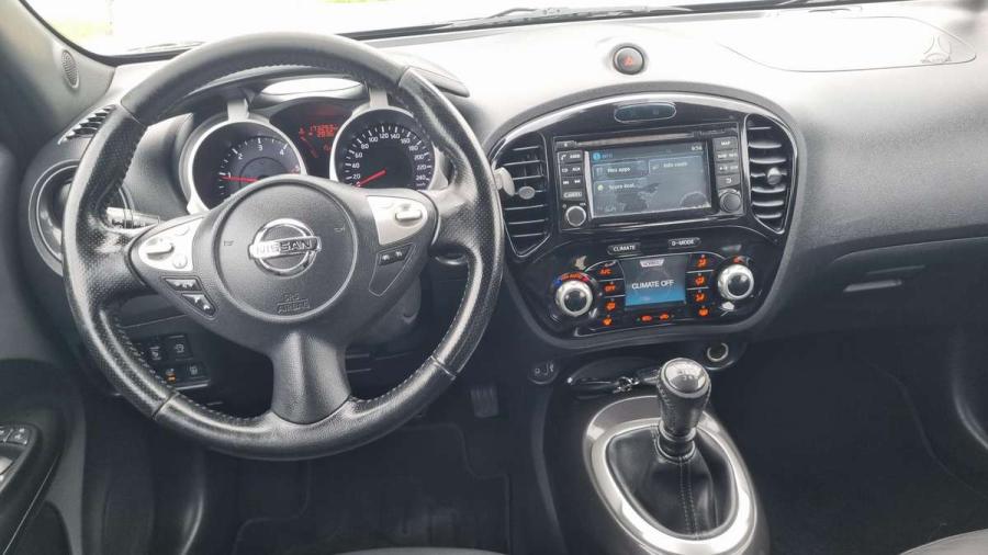 Melns Nissan Juke 2015 Šauļi, ar dzinēja tilpumu 1.46 L un nobraukumu 173 tūkst. km par 6800 €, foto 36 vietnē AUTOMOTO.COM.LV