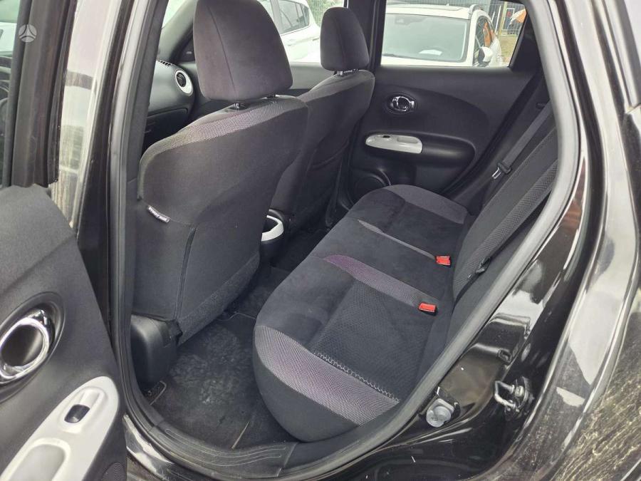 Black Nissan Juke 2015 in Taurage, with an engine capacity of 1.46 L and mileage of 251 thousand km for 6200 €, photo 13 on AUTOMOTO.COM.LV