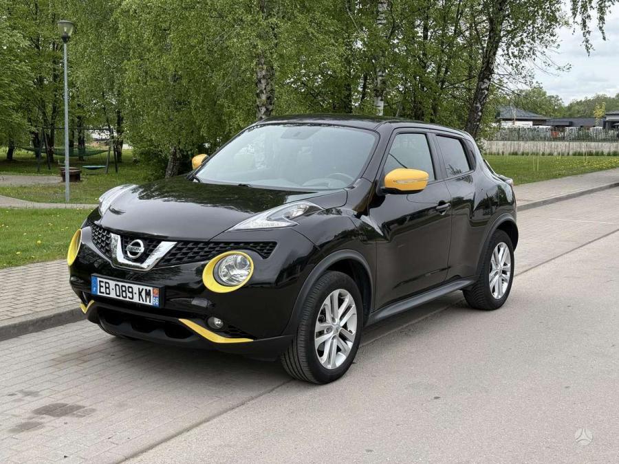 Melns Nissan Juke 2015 Tauragė, ar dzinēja tilpumu 1.20 L un nobraukumu 120 tūkst. km par 5900 €, foto 4 vietnē AUTOMOTO.COM.LV