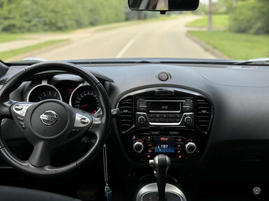 Melns Nissan Juke 2015 Mažeikiai, ar dzinēja tilpumu 1.60 L un nobraukumu 73 tūkst. km par 4800 €, foto 21 vietnē AUTOMOTO.COM.LV