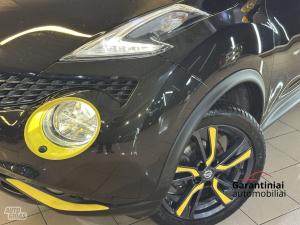 Black Nissan Juke 2016 in Avizieniai, with an engine capacity of 1.60 L and mileage of 160 thousand km for 9950 €, photo 6 on AUTOMOTO.COM.LV