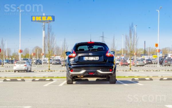 Melns Nissan Juke 2016 Rīga, ar dzinēja tilpumu 1.60 L un nobraukumu 72 tūkst. km par 8590 €, foto 6 vietnē AUTOMOTO.COM.LV