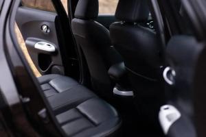 Melns Nissan Juke 2016 Rīga, ar dzinēja tilpumu 1.20 L un nobraukumu 171 tūkst. km par 8495 €, foto 12 vietnē AUTOMOTO.COM.LV