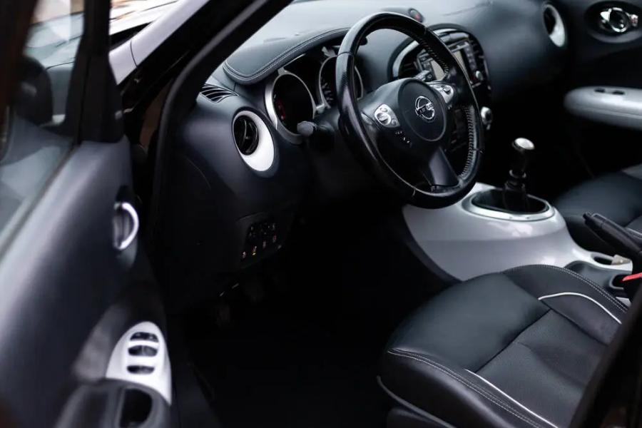 Melns Nissan Juke 2016 Rīga, ar dzinēja tilpumu 1.20 L un nobraukumu 171 tūkst. km par 8495 €, foto 14 vietnē AUTOMOTO.COM.LV