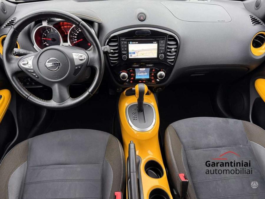 Black Nissan Juke 2016 in Vilnius, with an engine capacity of 1.60 L and mileage of 160 thousand km for 9350 €, photo 7 on AUTOMOTO.COM.LV