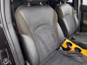 Black Nissan Juke 2016 in Vilnius, with an engine capacity of 1.60 L and mileage of 160 thousand km for 9350 €, photo 9 on AUTOMOTO.COM.LV