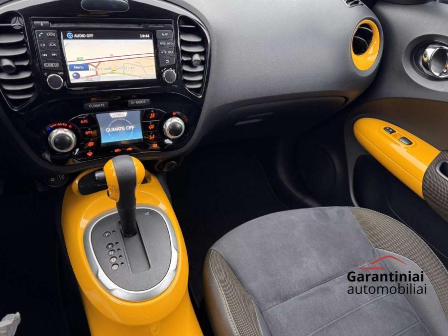 Black Nissan Juke 2016 in Vilnius, with an engine capacity of 1.60 L and mileage of 160 thousand km for 9350 €, photo 19 on AUTOMOTO.COM.LV