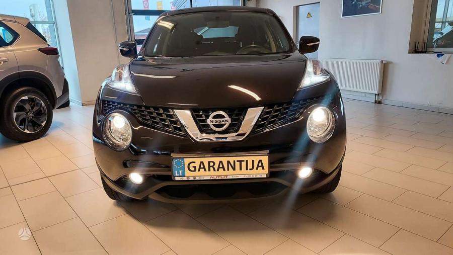 Melns Nissan Juke 2017 Šauļi, ar dzinēja tilpumu 1.60 L un nobraukumu 58 tūkst. km par 10300 €, foto 2 vietnē AUTOMOTO.COM.LV