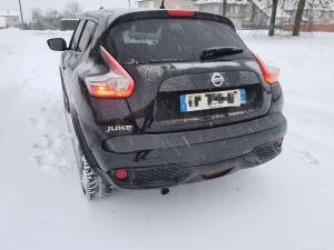 Black Nissan Juke 2017 in Taurage, with an engine capacity of 1.20 L and mileage of 101 thousand km for 6400 €, photo 4 on AUTOMOTO.COM.LV