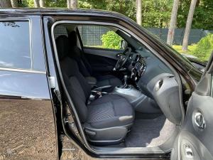 Black Nissan Juke 2017 in Vilnius, with an engine capacity of 1.20 L and mileage of 102 thousand km for 8800 €, photo 18 on AUTOMOTO.COM.LV