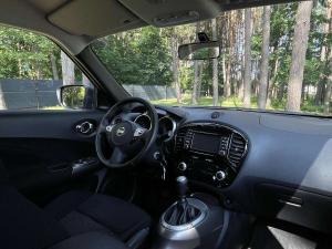 Black Nissan Juke 2017 in Vilnius, with an engine capacity of 1.20 L and mileage of 102 thousand km for 8800 €, photo 20 on AUTOMOTO.COM.LV