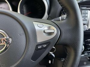 Black Nissan Juke 2017 in Vilnius, with an engine capacity of 1.20 L and mileage of 102 thousand km for 8800 €, photo 27 on AUTOMOTO.COM.LV