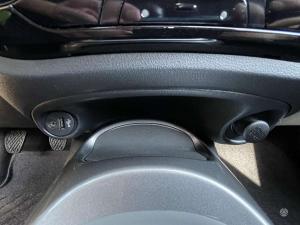 Black Nissan Juke 2017 in Vilnius, with an engine capacity of 1.20 L and mileage of 102 thousand km for 8800 €, photo 28 on AUTOMOTO.COM.LV