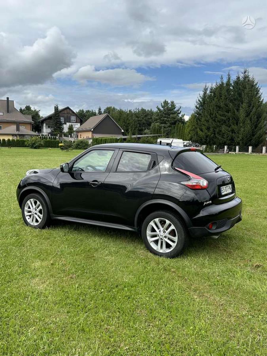 Black Nissan Juke 2017 in Taurage, with an engine capacity of 1.46 L and mileage of 218 thousand km for 6350 €, photo 7 on AUTOMOTO.COM.LV