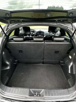 Black Nissan Juke 2017 in Taurage, with an engine capacity of 1.46 L and mileage of 218 thousand km for 6350 €, photo 11 on AUTOMOTO.COM.LV