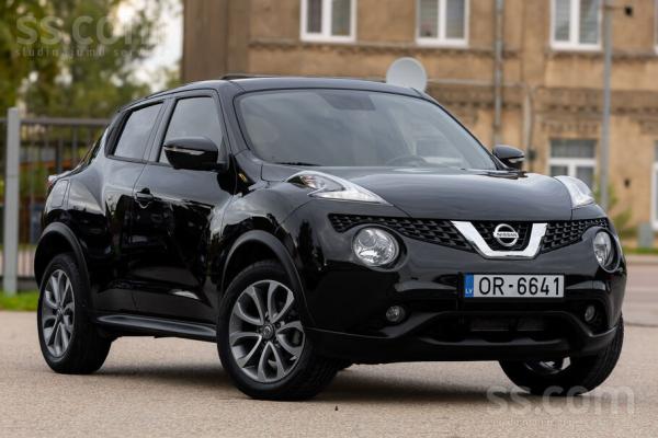 Nissan Juke 2017 in Jelgava on AUTOMOTO.COM.LV Black Nissan Juke 2017 in Jelgava, with an engine capacity of 1.50 L and mileage of 138 thousand km for 7390 €, photo 4 on AUTOMOTO.COM.LV
