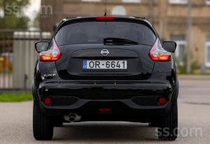 Black Nissan Juke 2017 in Jelgava, with an engine capacity of 1.50 L and mileage of 138 thousand km for 7390 €, photo 6 on AUTOMOTO.COM.LV