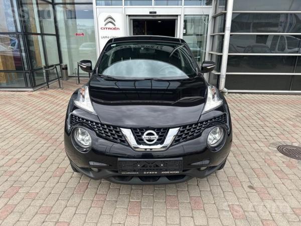 Black Nissan Juke 2018 in Riga, with an engine capacity of 1.60 L and mileage of 113 thousand km for 4800 €, photo 2 on AUTOMOTO.COM.LV