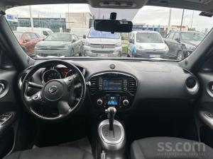 Black Nissan Juke 2018 in Riga, with an engine capacity of 1.60 L and mileage of 113 thousand km for 4800 €, photo 9 on AUTOMOTO.COM.LV