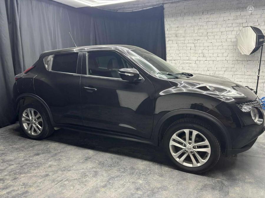 Melns Nissan Juke 2018 Marijampole, ar dzinēja tilpumu 1.20 L un nobraukumu 140 tūkst. km par 7800 €, foto 1 vietnē AUTOMOTO.COM.LV