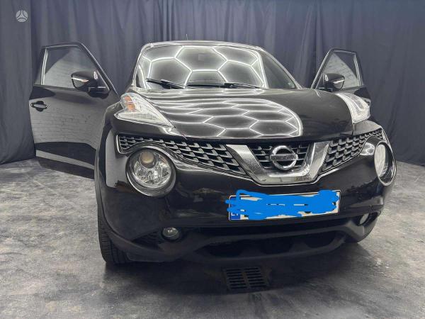Melns Nissan Juke 2018 Marijampole, ar dzinēja tilpumu 1.20 L un nobraukumu 140 tūkst. km par 7800 €, foto 2 vietnē AUTOMOTO.COM.LV