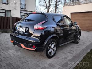 Black Nissan Juke 2019 in Riga, with an engine capacity of 1.60 L and mileage of 90 thousand km for 10550 €, photo  on AUTOMOTO.COM.LV