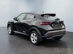 Black Nissan Juke 2020 in Riga, with an engine capacity of 1.00 L and mileage of 75 thousand km for 10660 €, photo 4 on AUTOMOTO.COM.LV