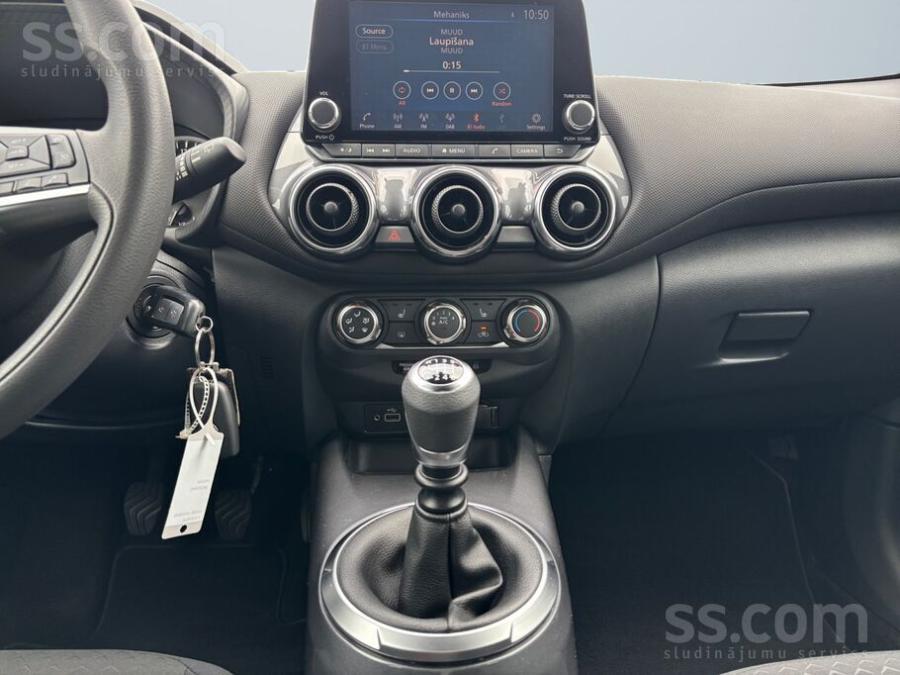Black Nissan Juke 2020 in Riga, with an engine capacity of 1.00 L and mileage of 75 thousand km for 10660 €, photo 11 on AUTOMOTO.COM.LV