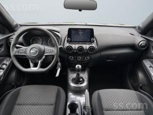 Black Nissan Juke 2020 in Riga, with an engine capacity of 1.00 L and mileage of 75 thousand km for 10660 €, photo 14 on AUTOMOTO.COM.LV