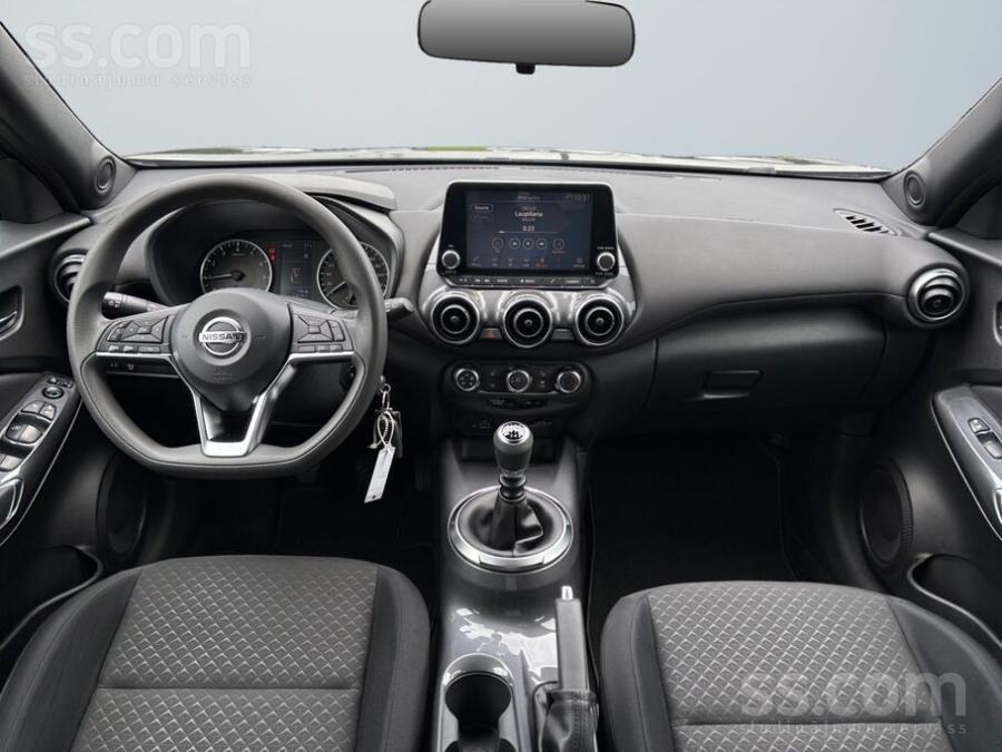Black Nissan Juke 2020 in Riga, with an engine capacity of 1.00 L and mileage of 75 thousand km for 10660 €, photo 14 on AUTOMOTO.COM.LV