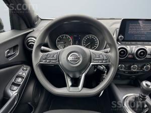 Black Nissan Juke 2020 in Riga, with an engine capacity of 1.00 L and mileage of 75 thousand km for 10660 €, photo 15 on AUTOMOTO.COM.LV