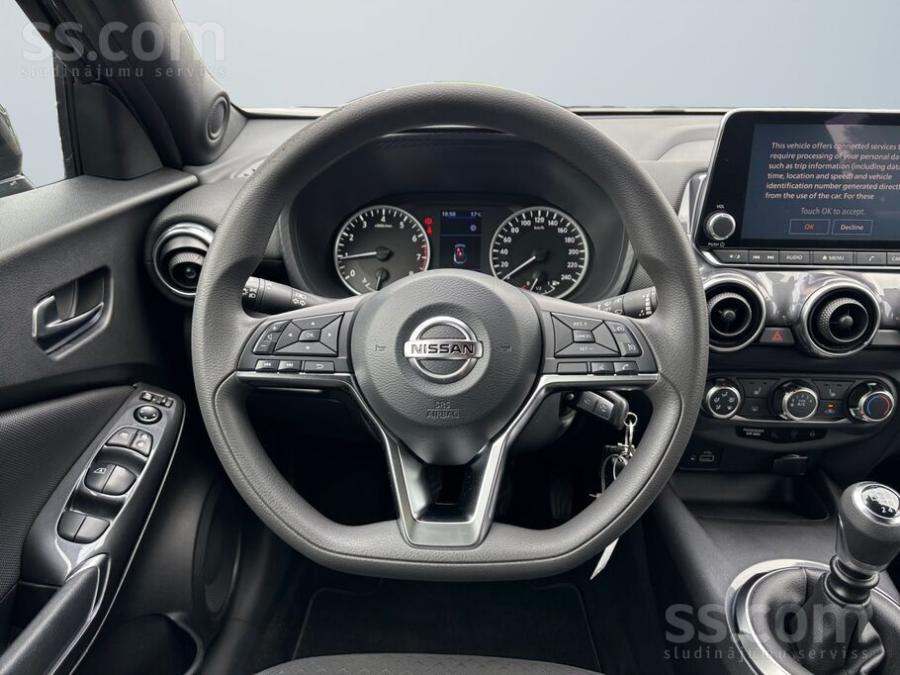 Black Nissan Juke 2020 in Riga, with an engine capacity of 1.00 L and mileage of 75 thousand km for 10660 €, photo 15 on AUTOMOTO.COM.LV