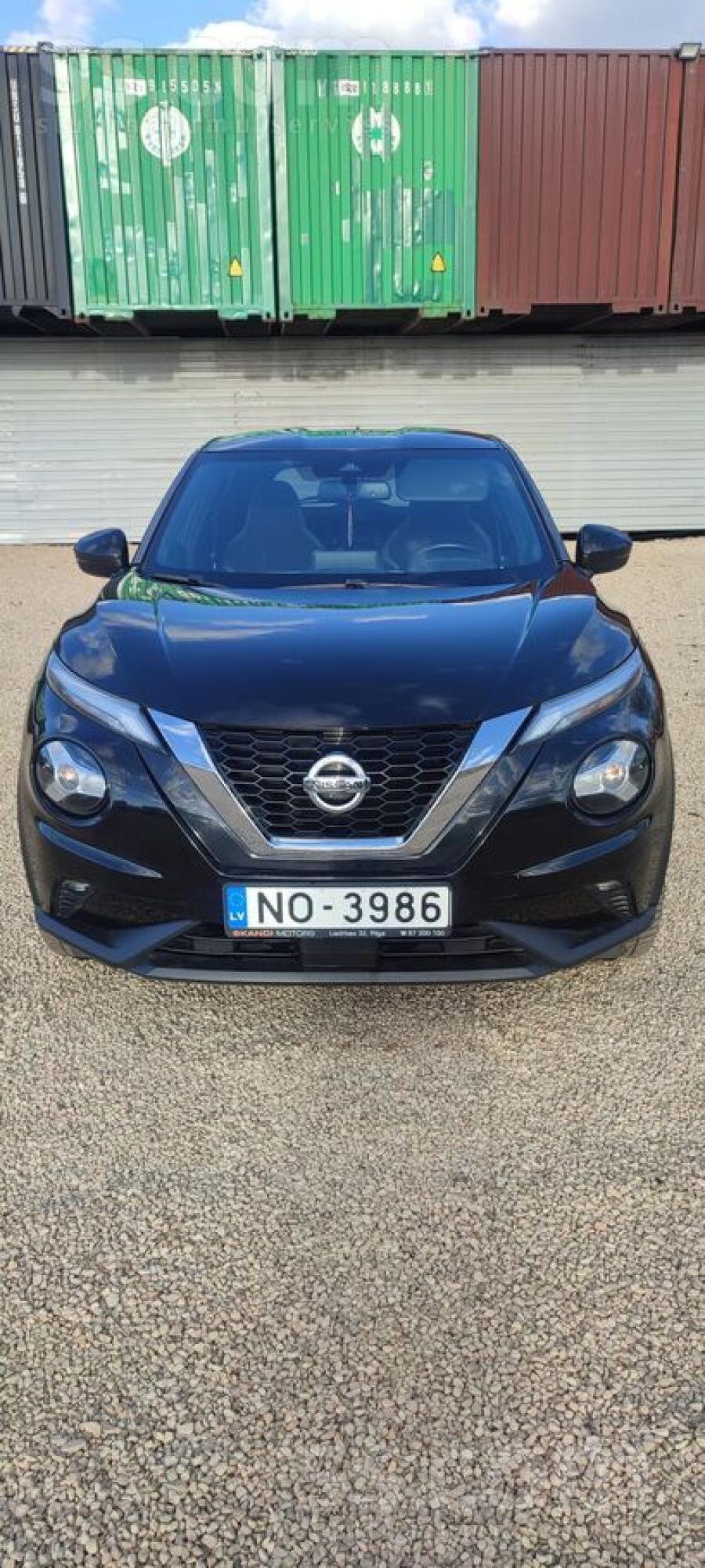 Black Nissan Juke 2021 in Riga, with an engine capacity of 1.00 L and mileage of 68 thousand km for 15200 €, photo 1 on AUTOMOTO.COM.LV