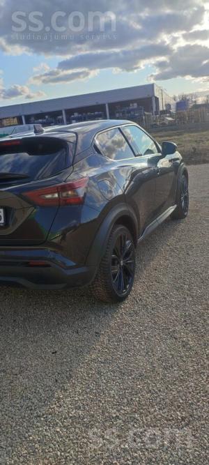 Black Nissan Juke 2021 in Riga, with an engine capacity of 1.00 L and mileage of 68 thousand km for 15200 €, photo 9 on AUTOMOTO.COM.LV