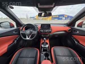 Black Nissan Juke 2021 in Riga, with an engine capacity of 1.00 L and mileage of 23 thousand km for 17900 €, photo 12 on AUTOMOTO.COM.LV