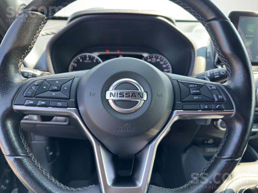 Black Nissan Juke 2021 in Riga, with an engine capacity of 1.00 L and mileage of 73 thousand km for 15490 €, photo 11 on AUTOMOTO.COM.LV