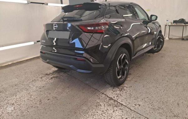 Black Nissan Juke 2022 in Vilnius, with an engine capacity of 1.00 L and mileage of 86 thousand km for 16335 €, photo 2 on AUTOMOTO.COM.LV