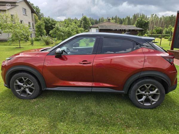 Black Nissan Juke 2022 in Kaunas, with an engine capacity of 1.00 L and mileage of 75 thousand km for 12950 €, photo 5 on AUTOMOTO.COM.LV