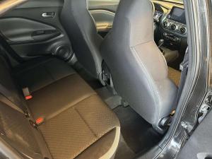 Melns Nissan Juke 2022 Šauļi, ar dzinēja tilpumu 1.00 L un nobraukumu 64 tūkst. km par 15800 €, foto 12 vietnē AUTOMOTO.COM.LV