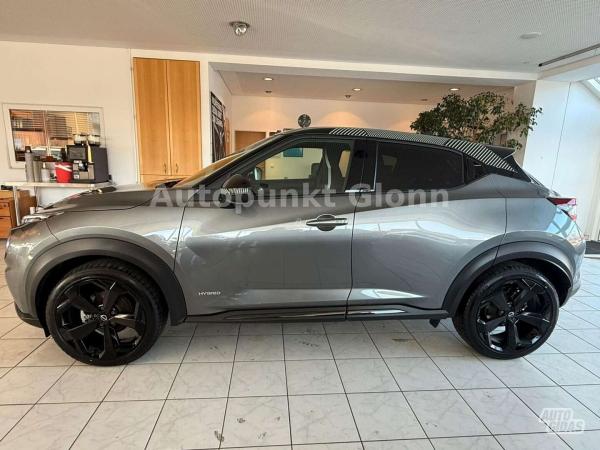 Black Nissan Juke 2023 in Kaunas, with an engine capacity of 1.60 L and mileage of 20 thousand km for 23111 €, photo 9 on AUTOMOTO.COM.LV