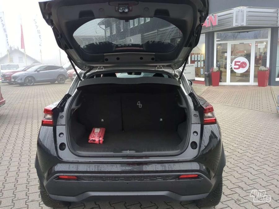 Black Nissan Juke 2025 in Kaunas, with an engine capacity of 1.00 L and mileage of 20 thousand km for 26412 €, photo 13 on AUTOMOTO.COM.LV