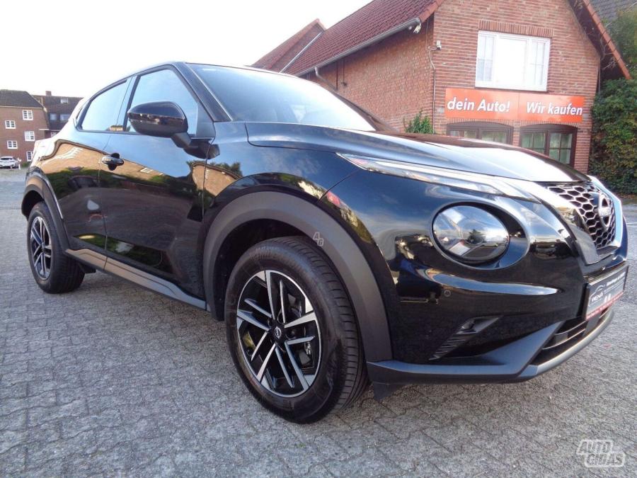 Black Nissan Juke 2025 in Kaunas, with an engine capacity of 1.00 L and mileage of 20 thousand km for 22641 €, photo 3 on AUTOMOTO.COM.LV